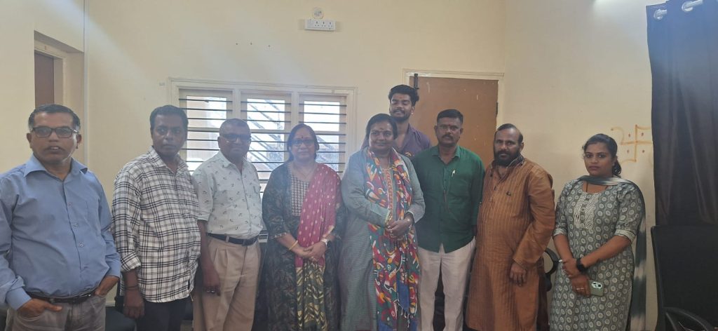 Karnataka State Journalists Union Executive Committee meeting - IJU ...